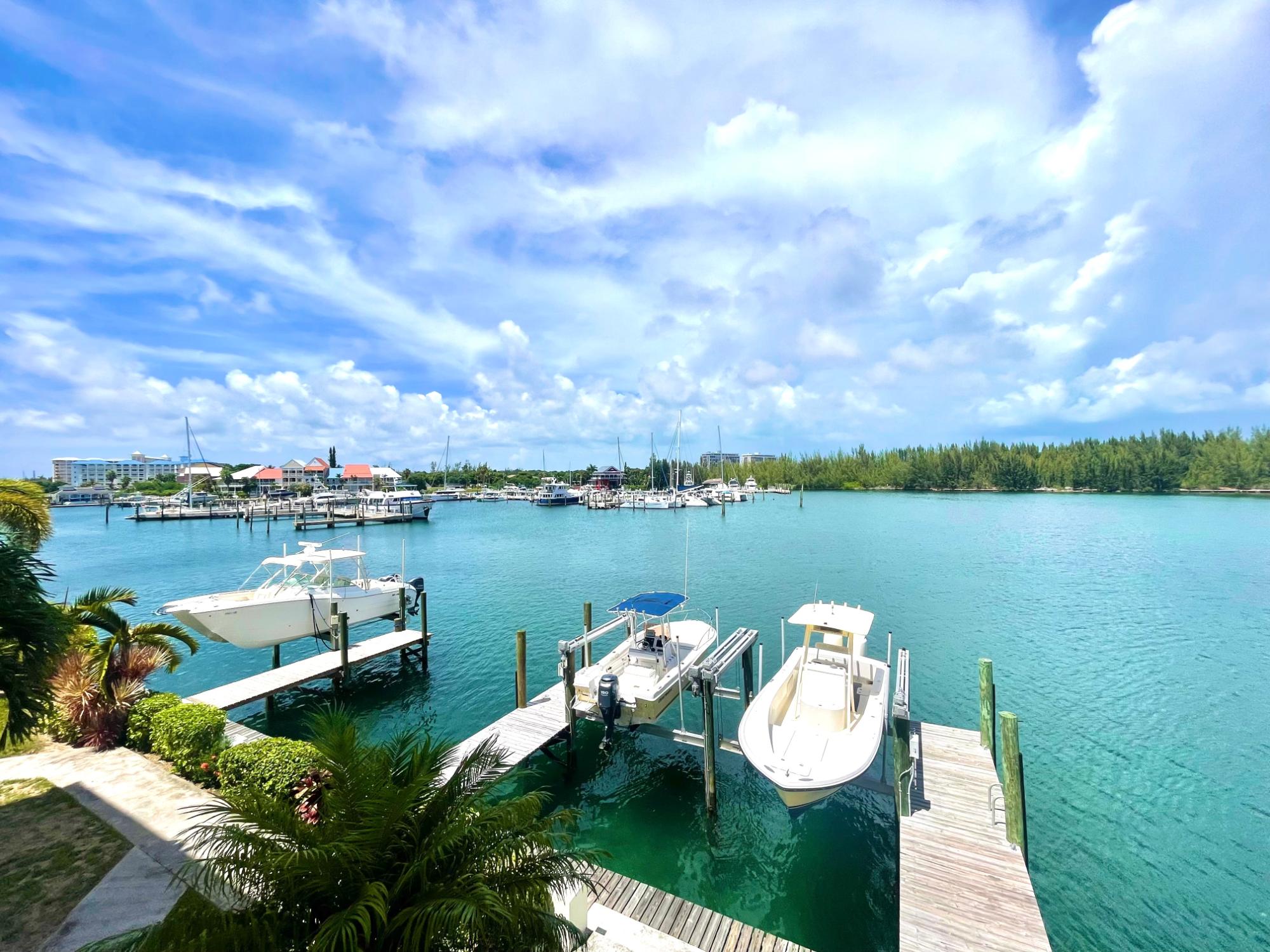 LUCAYA GARDENS CONDO Grand Bahama/Freeport – Wateredge Bahamas