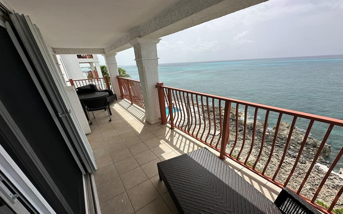 DELAPORTE POINT NASSAU New Providence/Paradise Island – Wateredge Bahamas